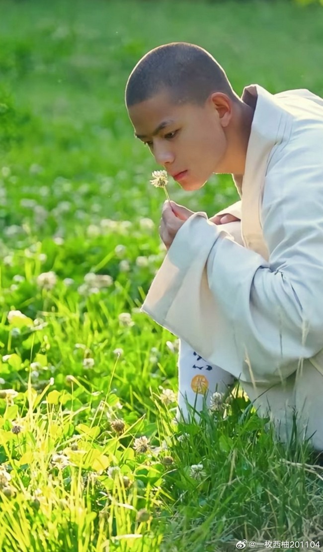 8 Foto Biksu Shaolin Tertampan yang Meninggal Tragis di Usia 21 Tahun