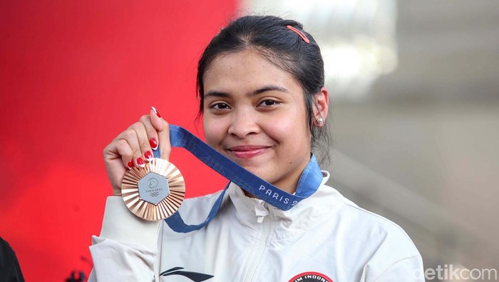 Senyum Atlet Peraih Medali Olimpiade 2024 usai Bertemu Jokowi di Istana