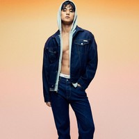 7 Foto Ganteng Mingyu SEVENTEEN Pamer Sixpack, Jadi Model Calvin Klein