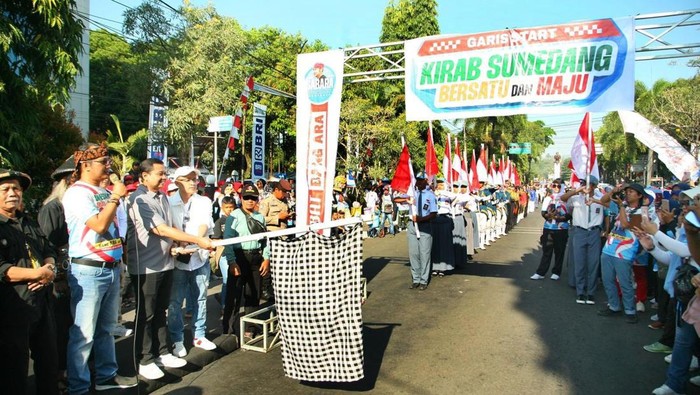 Ribuan Relawan Bang Ara Gerilya di Subang Majalengka Sumedang