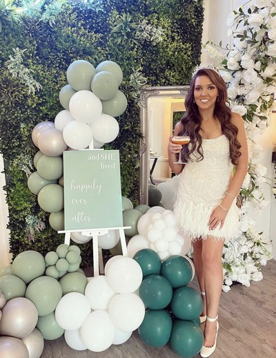 Viral Wanita Tetap Gelar Pernikahan Tanpa Pengantin Pria Setelah ...