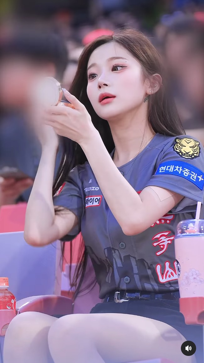 7 Foto Lee Ju Eun Cheerleader Cantik Korea Jogetnya Viral Jadi Parodi