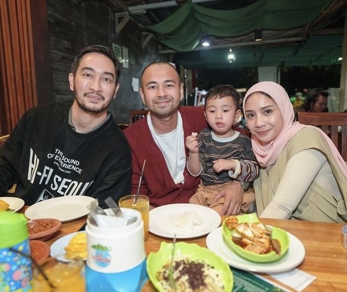 Jeje Govinda Daftar Pilbup Bandung Barat, Ini Momen Saat Kulineran