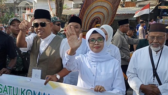 Paslon Petahana Mak Rini-Abdul Ghoni Daftar Pilbup Blitar Paslon Petahana Mak Rini-Abdul Ghoni Daftar Pilbup Blitar