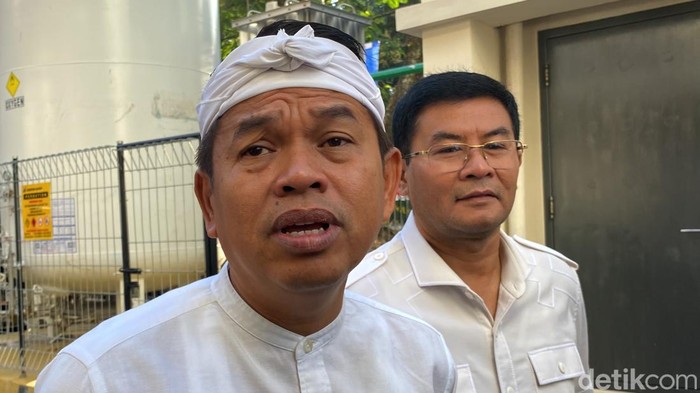 Hasil Rekapitulasi KPU Jabar, Dedi-Erwan Raih Suara Terbanyak Hasil Rekapitulasi KPU Jabar, Dedi-Erwan Raih Suara Terbanyak