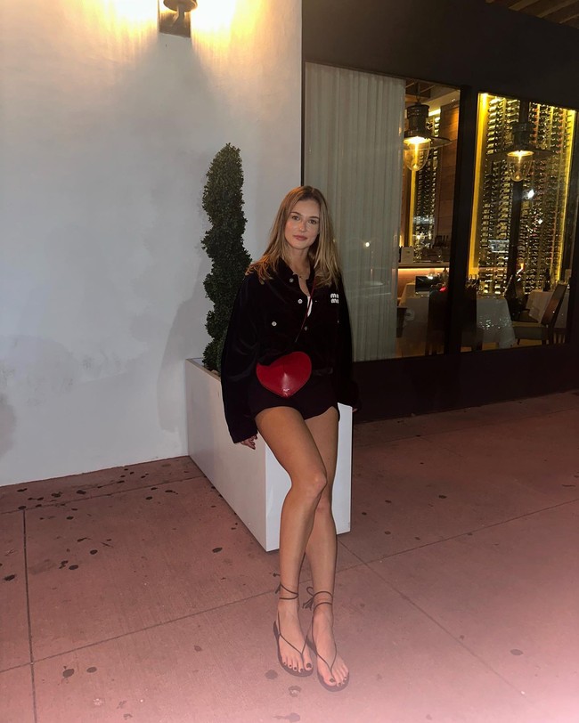 Potret Cantik Anna Kalinskaya, WAG Juara US Open Jannik Sinner, Sesama ...