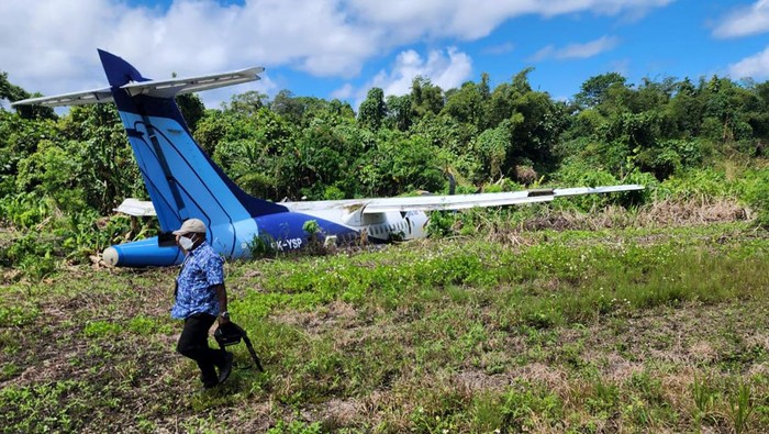 Kondisi Pesawat Trigana Air yang Tergelincir di Papua Kondisi Pesawat Trigana Air yang Tergelincir di Papua