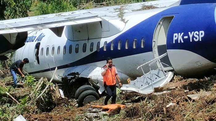 Detik-detik Pesawat Trigana Air Gagal Lepas Landas di Bandara Serui Papua