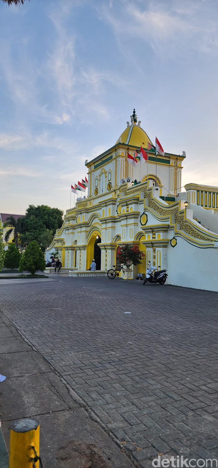 Potret 4 Destinasi dalam Sehari di Sekitar Kota Sumenep