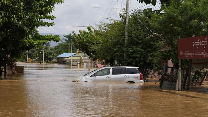 Penampakan Banjir Parah Terjang Myanmar Penampakan Banjir Parah Terjang Myanmar