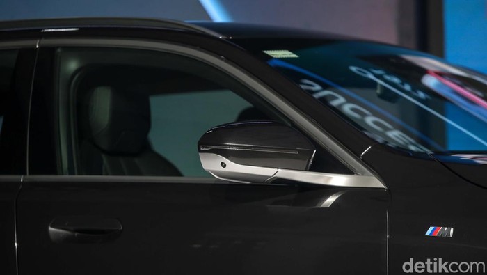 Potret BMW i5 Touring Electric yang Baru Meluncur di Indonesia