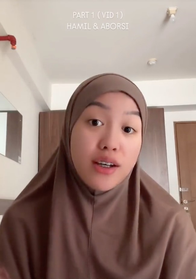 8 Foto Laura Meizani 'Lolly', Anak Nikita Mirzani Bantah Hamil dan Aborsi 8 Foto Laura Meizani 'Lolly', Anak Nikita Mirzani Bantah Hamil dan Aborsi