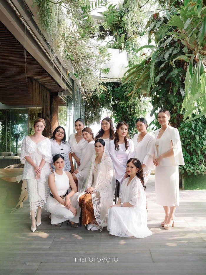 8 Momen Akad Nikah Hana Saraswati dan Justin Harijawan