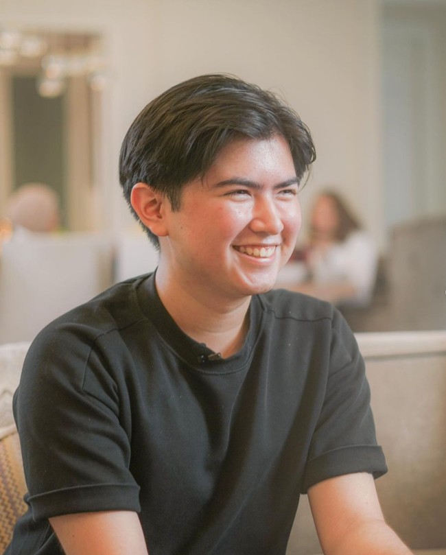 7 Foto Sean Mikael Eks Pacar Lolly, Kini Sudah Punya Kekasih Baru