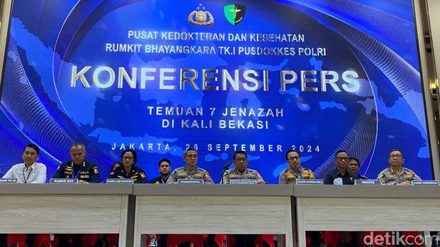 Fakta Baru soal Kali TKP Penemuan 7 Jasad di Bekasi Fakta Baru soal Kali TKP Penemuan 7 Jasad di Bekasi