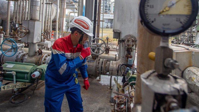 Potret Kilang Balongan, Penunjang Ketahanan Energi Nasional