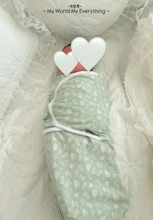 7 Foto Baby R Putri Syahrini-Reino Barack, BB Sudah 6 Kg di Usia 2 Bulan