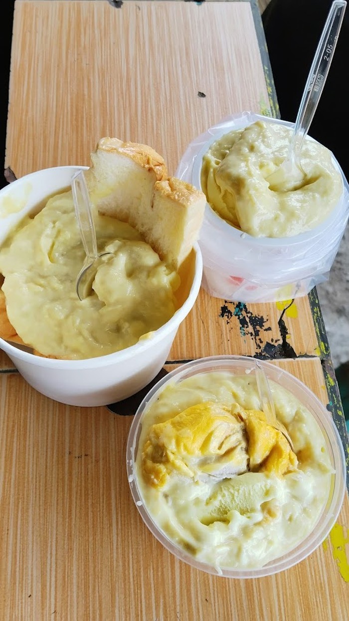 Pencinta Durian, Es Durian yang Harum Legit Ada di 20 Tempat Ini!