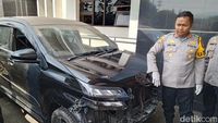 Pelarian Asep Terhenti Usai Mobil Curian Tabrak Tiang Listrik