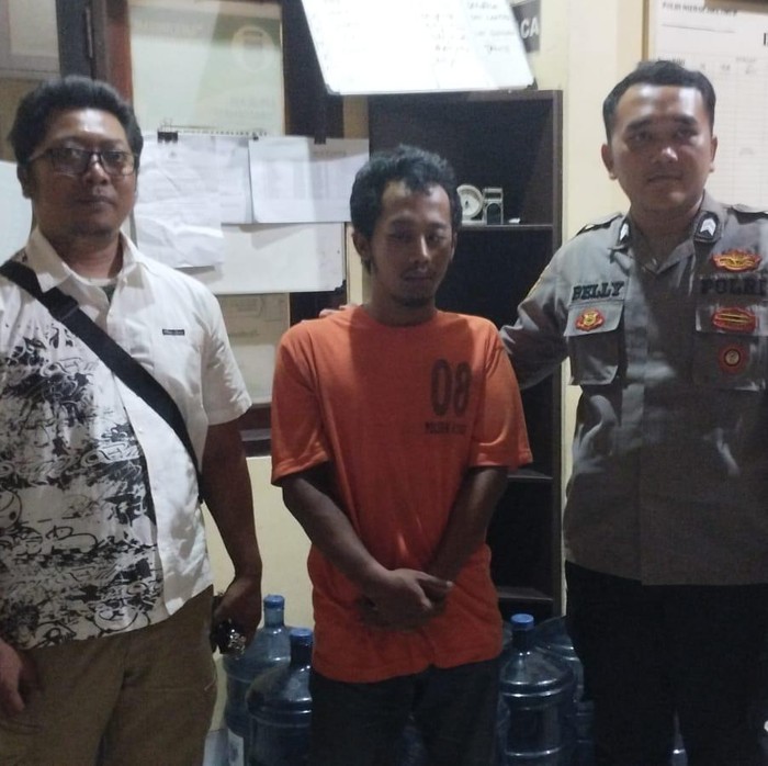 Waspada Penipuan Lowongan Kerja Via Medsos di Mojokerto, Kuli Batu ... Waspada Penipuan Lowongan Kerja Via Medsos di Mojokerto, Kuli Batu ...