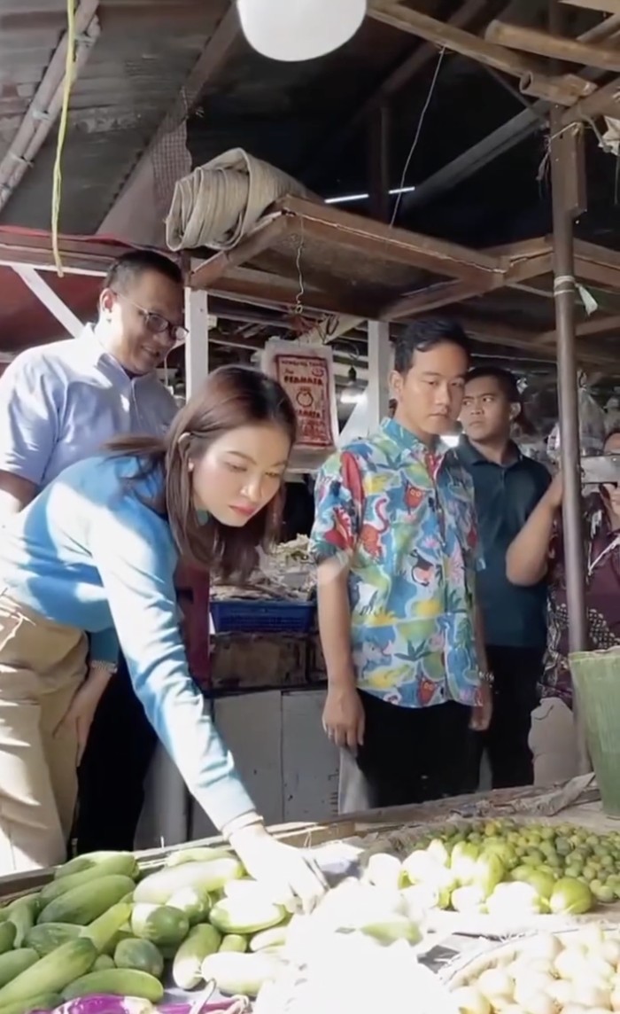 Potret Selvi Ananda Temani Gibran Makan hingga Blusukan ke Pasar