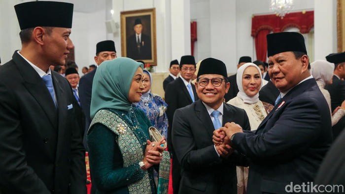 Momen Pelantikan 48 Menteri Kabinet Merah Putih di Istana Negara