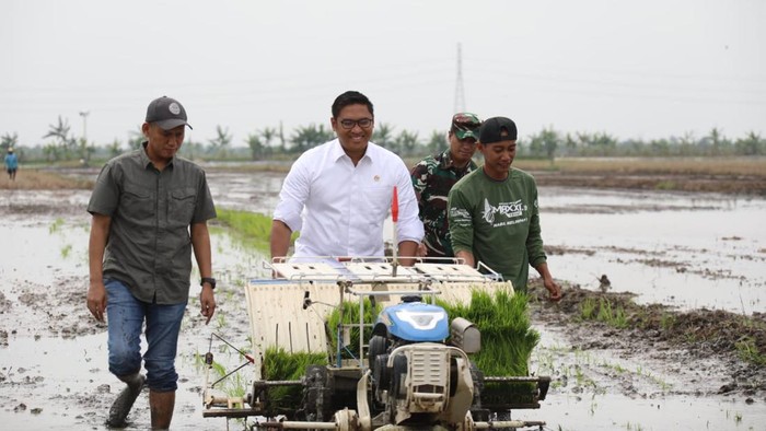 Wamentan Sudaryono Siap Perkuat Visi Prabowo Wujudkan Swasembada Pangan Wamentan Sudaryono Siap Perkuat Visi Prabowo Wujudkan Swasembada Pangan