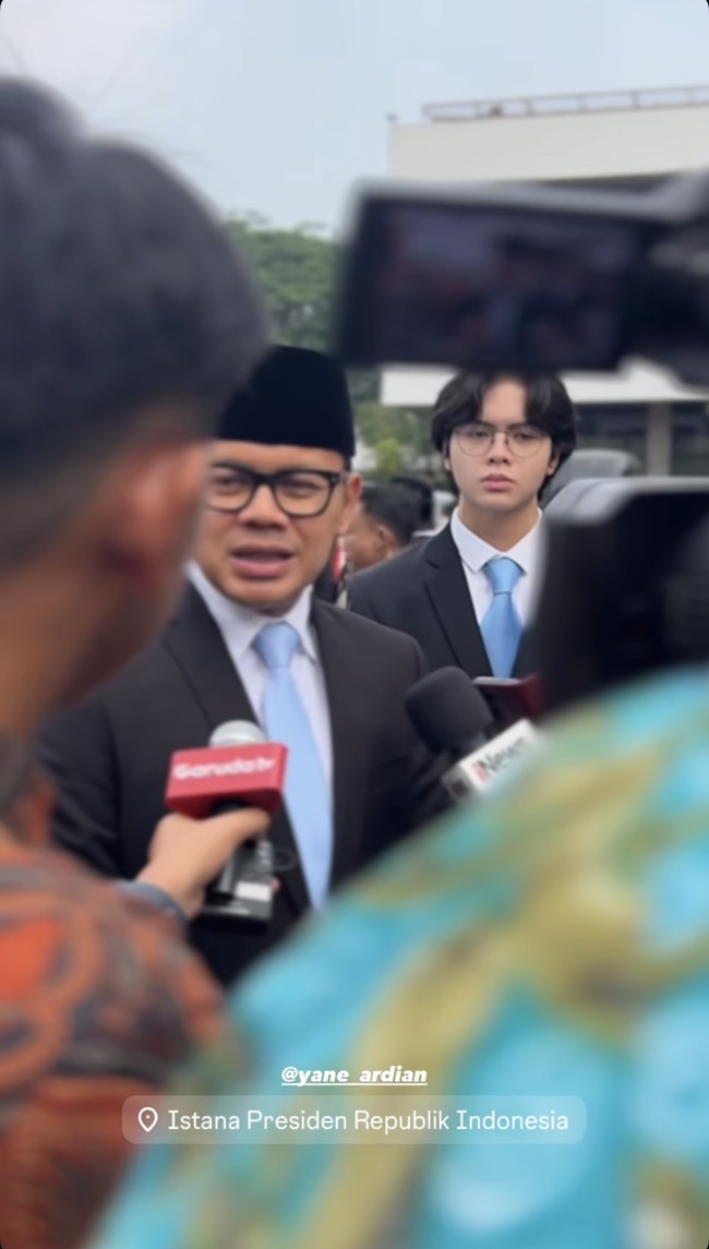 8 Foto Tampan Kenatra Putra Bima Arya, Bikin Salfok Saat Pelantikan Menteri