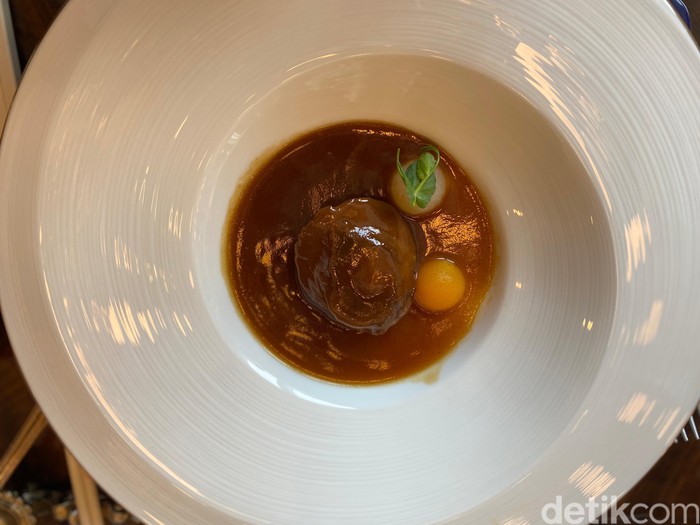 Dua Set Menu Khas Kanton yang Spesial Diracik Chef Resto Michelin!