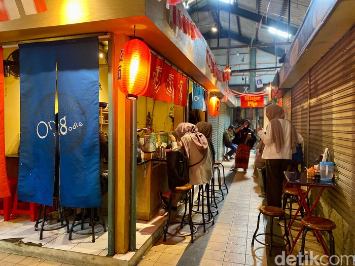 Ini Suasana Pasar Cihapit yang Kini Disesaki Gerai Kuliner