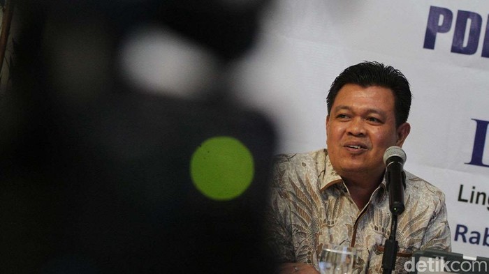 LSI Denny JA Rilis Hasil Survei Pilkada 2024 LSI Denny JA Rilis Hasil Survei Pilkada 2024