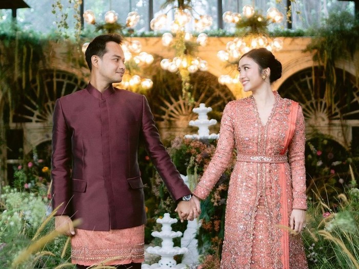 Selamat! Febby Rastanty Resmi Dilamar Kekasih Hati