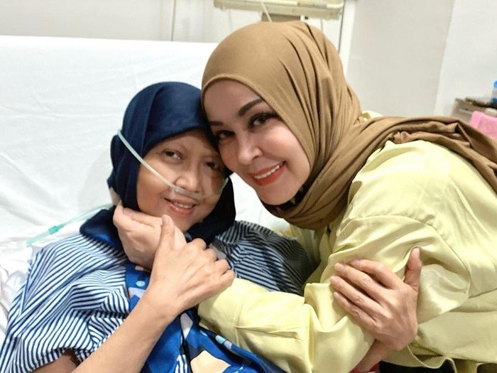 Dina Mariana Meninggal, Chintami Atmanagara: Surga Firdaus Tempatmu Dina Mariana Meninggal, Chintami Atmanagara: Surga Firdaus Tempatmu