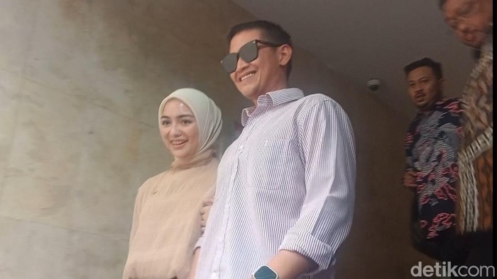 3 Tahun Berjalan, Jejak Kasus Dugaan Penelantaran Anak Rezky Aditya ... 3 Tahun Berjalan, Jejak Kasus Dugaan Penelantaran Anak Rezky Aditya ...