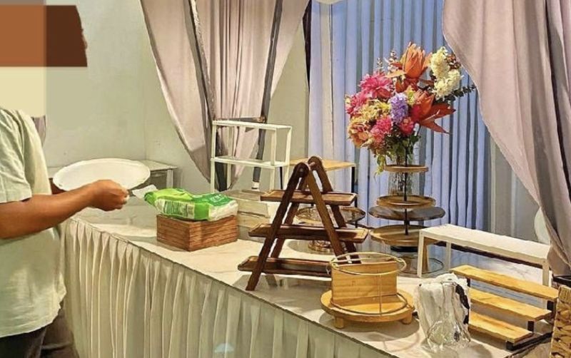 Duh! Sajian Dessert di Pesta Nikah Ini Diserbu Tamu Barbar Duh! Sajian Dessert di Pesta Nikah Ini Diserbu Tamu Barbar