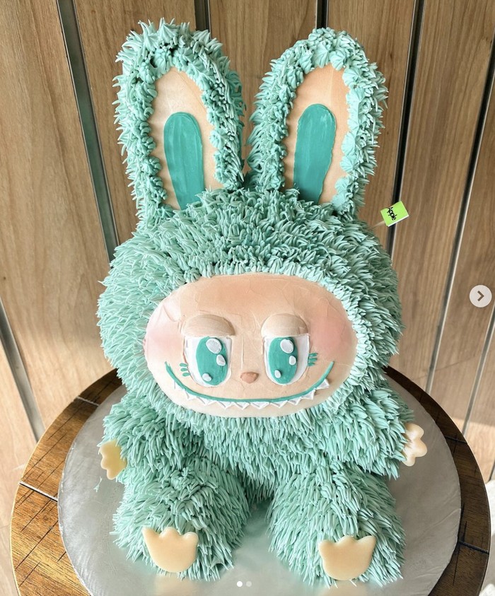 Penggemar Labubu Merapat! 10 Cake Labubu Ini Super Gemas