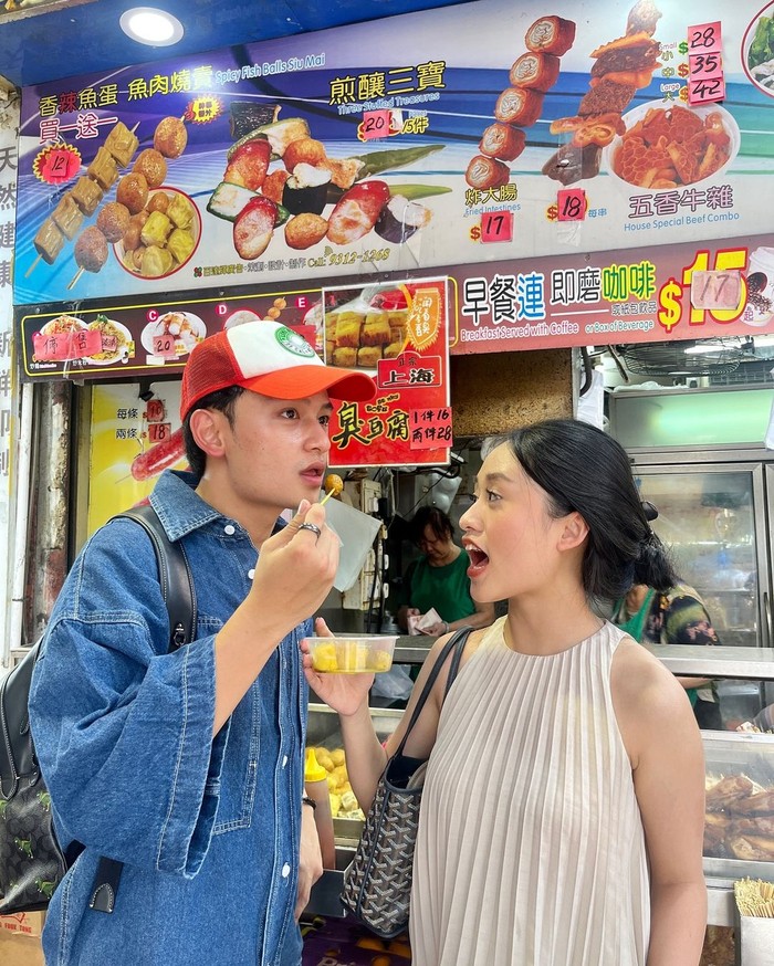 Seru! Ini Momen Randy Martin Kulineran Bareng Keluarga