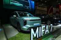 Datang ke Indonesia, Maxus Jadi Lexus LM dan Toyota All New Alphard Killer?