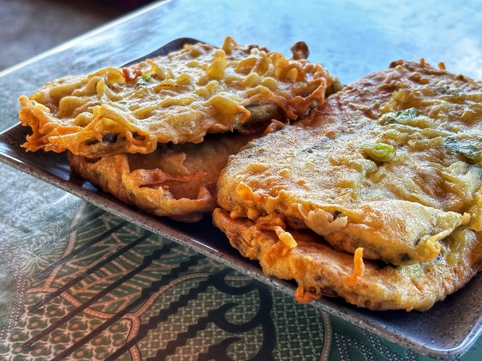 Empuk Gurih! 20 Tempe Mendoan Khas Banyumas Ada di Sini!