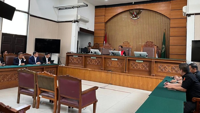 Tolak Praperadilan Tom Lembong, Hakim Tak Sepakat Argumen soal BPK Tolak Praperadilan Tom Lembong, Hakim Tak Sepakat Argumen soal BPK