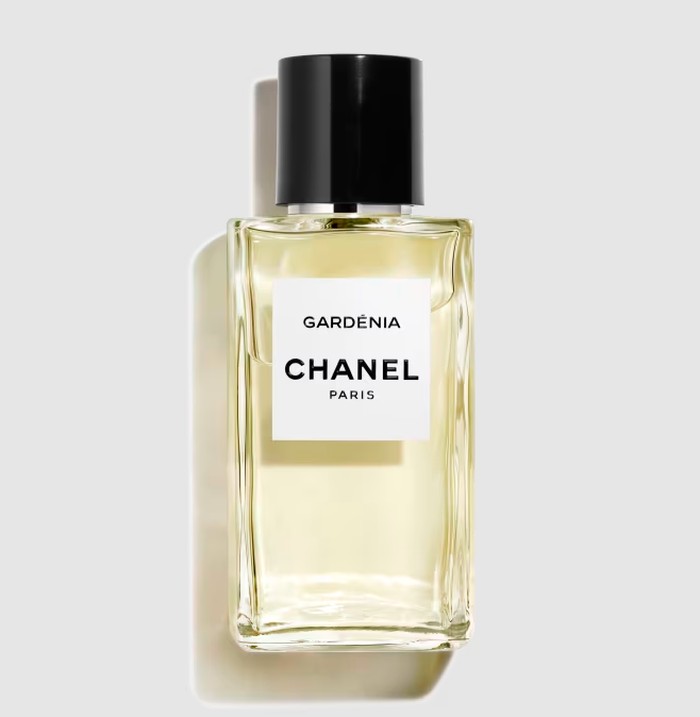 5 Rekomendasi Parfum untuk Pengantin Wanita, Beraroma Bunga yang Elegan