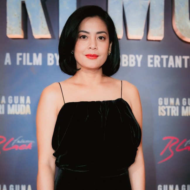 Potret Lulu Tobing di Premiere 'Guna-Guna Istri Muda', Netizen: Cantiknya Abadi