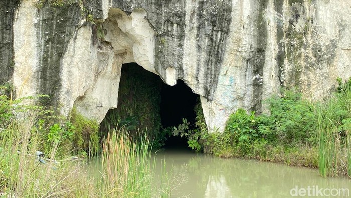 Dulu Penambangan Ilegal, Kini Jadi Wisata Viral Goa Lalay