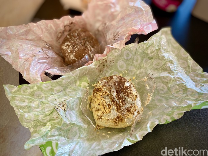 Yuk! Jajan Mochi Isi Pistachio Kunafa yang Viral di Blok M