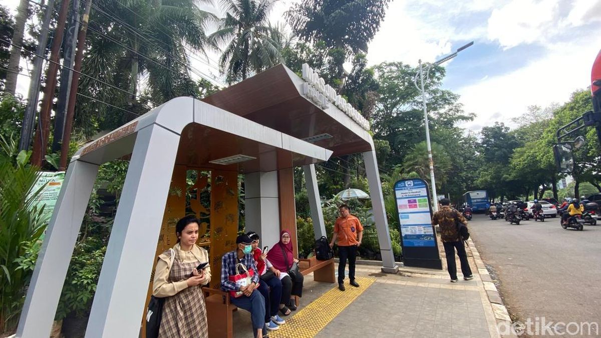 Halte Universitas Negeri Jakarta