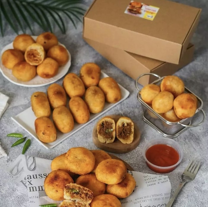 20 Combro Pedas Gurih Rp 1.000 an Ada di Tempat Ini!