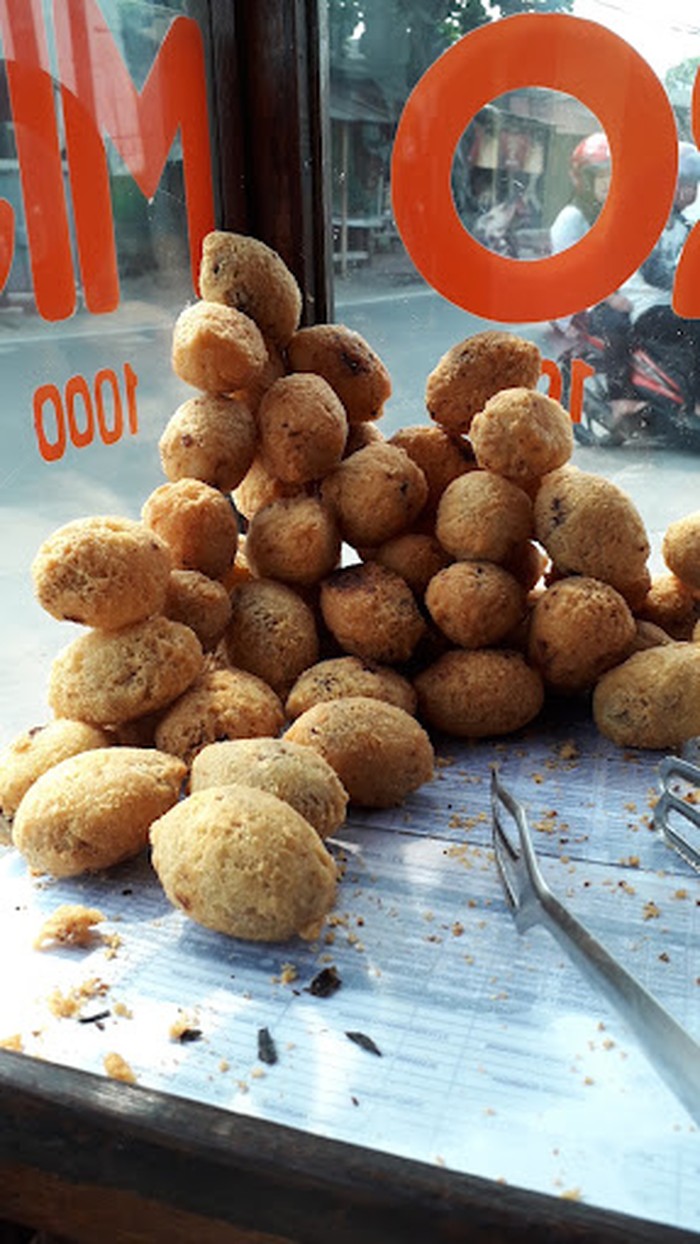 20 Combro Pedas Gurih Rp 1.000 an Ada di Tempat Ini!