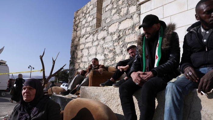 Menanti Kabar Keluarga dari Penjara Sednaya Suriah