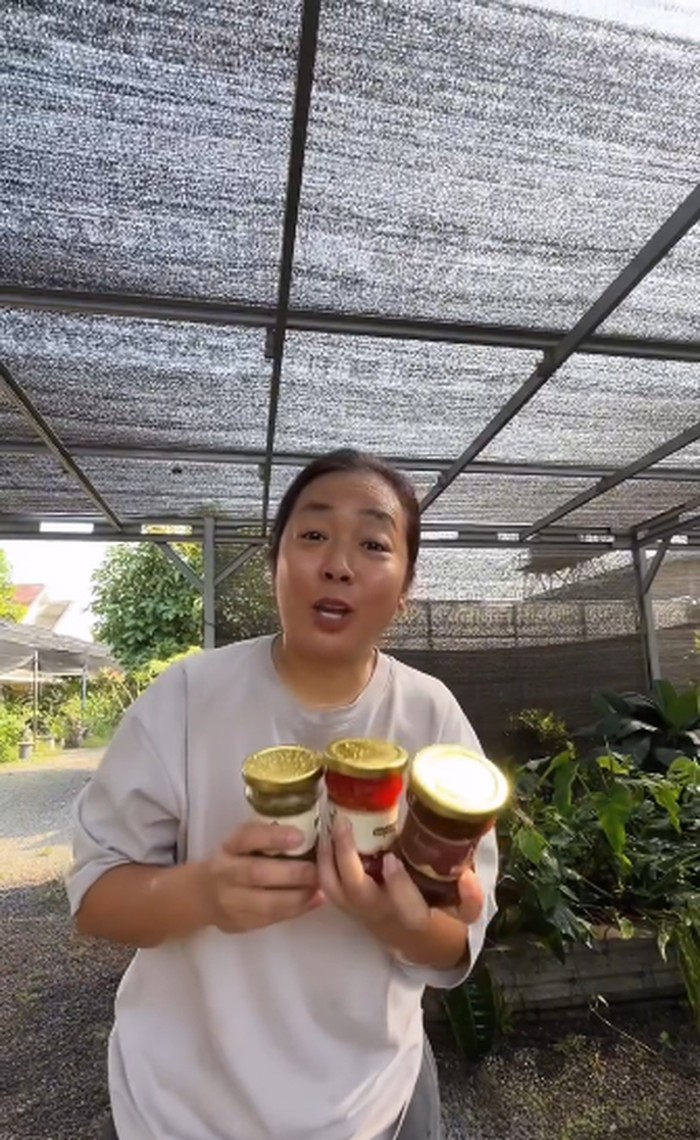 Ini Momen Soimah Makan Bakso hingga Jualan Sambal