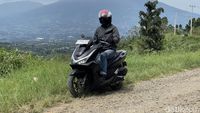 Konsumsi BBM Honda PCX 160 RoadSync, Jarang Mampir ke Pom Bensin